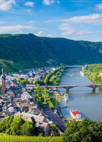 Luxury River Cruise on the Rhine | Riverside Luxury Cruises